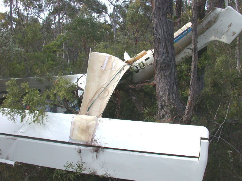 Jabiru Crash Wedderburn NSW | Byron Bay Gliding